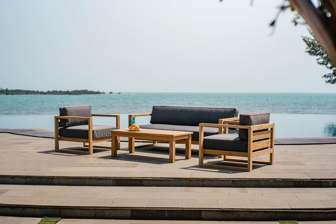 Teak Furniture | Wooden Teak Outdoor | Teak Patio and Garden